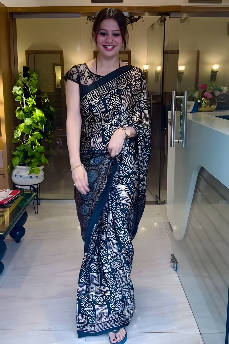 BADALO WALE AJRAKH MODAL SAREE – Houseofkalamkarri